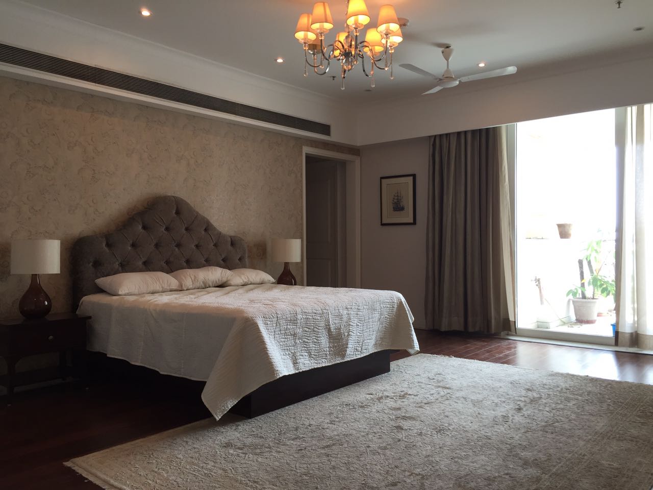 5 BHK + 2 Servant Rooms Furnished Apartment for Rent in Golf Course ...