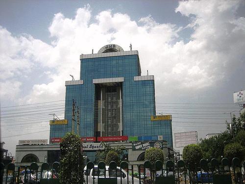 Retail Shop for Rent JMD Regent Square MG Road | Unfurnished Commercial ...